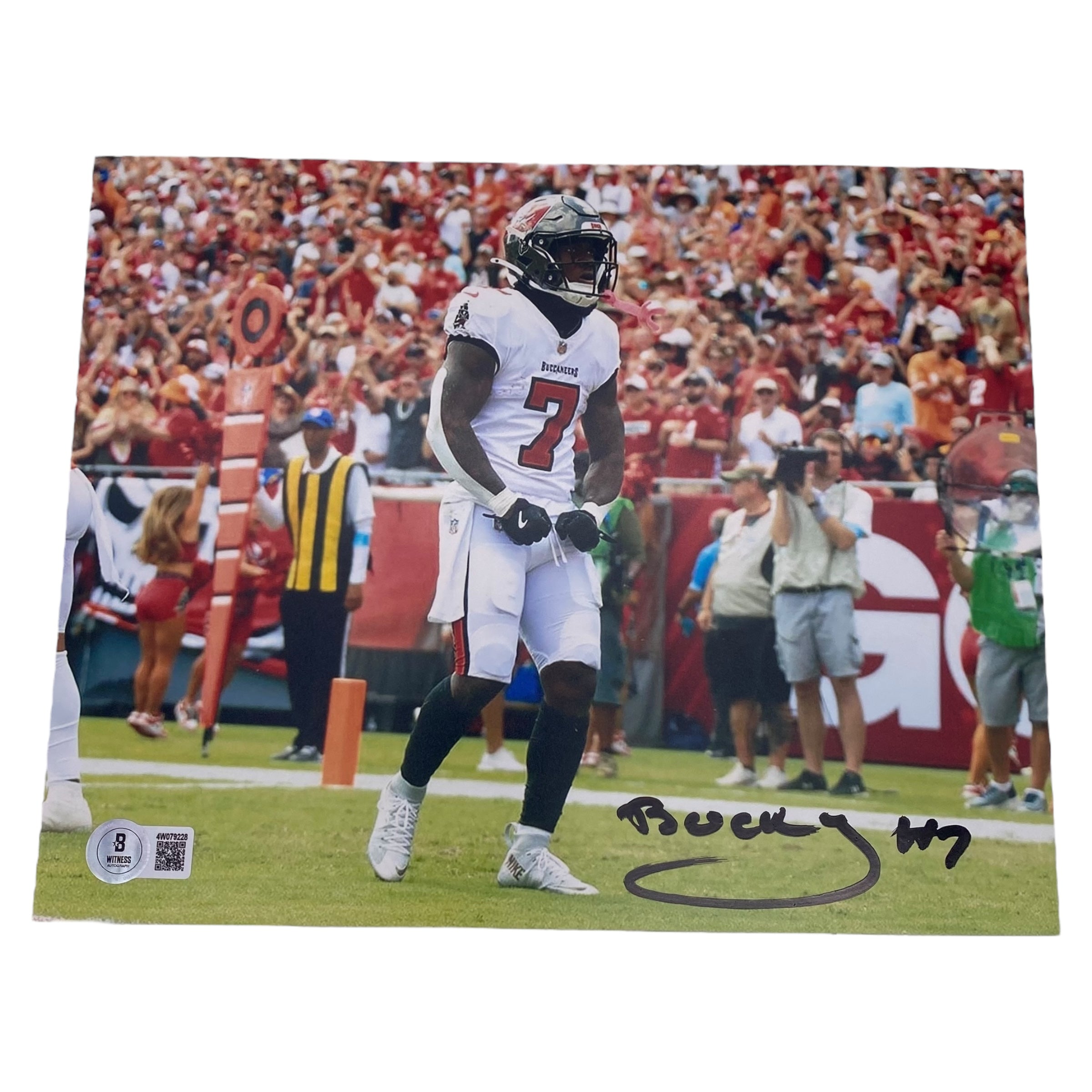 Bucky Irving Signed Tampa Bay Buccaneers 8x10 Photo – VIP Memorabilia